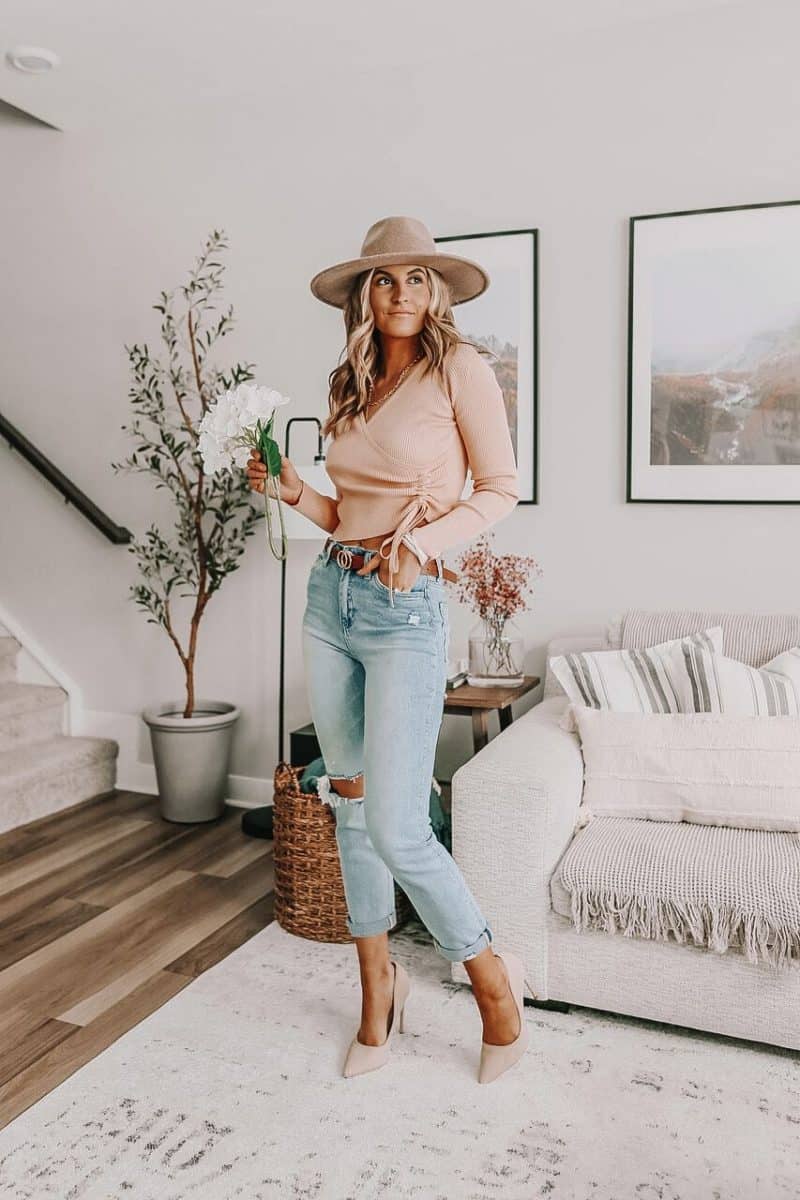 30+ Crop Top Outfits To Give You Inspo! - Prada & Pearls