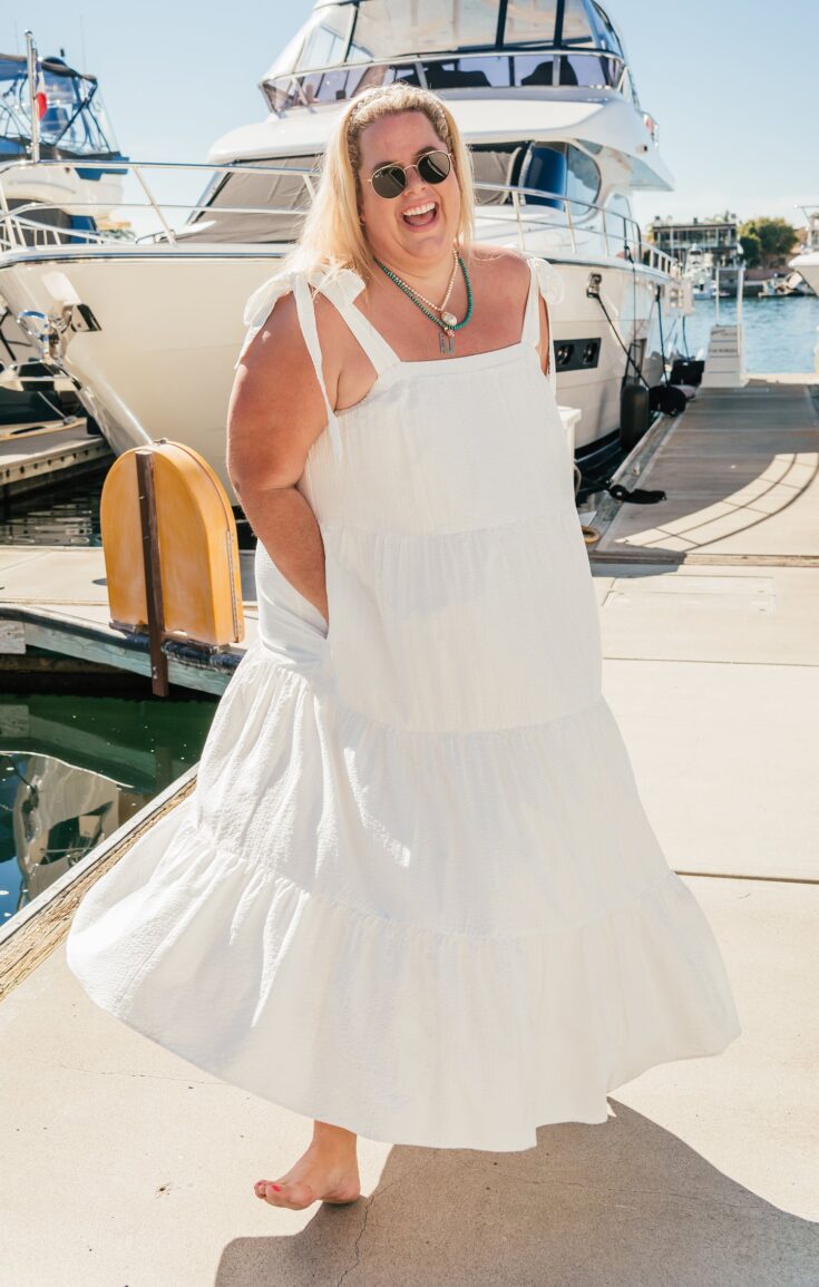 30+ Gorgeous Plus Size Dresses That Stun! - Prada & Pearls